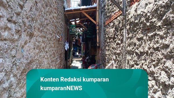 Melihat Gang Venus 'Kampung Gelap' di Jakarta Barat yang Tak Lagi Suram | kumparan.com
